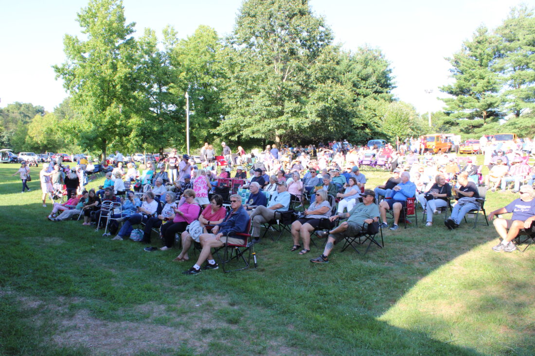 Summer Concert Series holds Salem High School Alumni Night | News ...